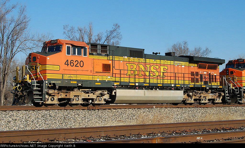 BNSF 4620